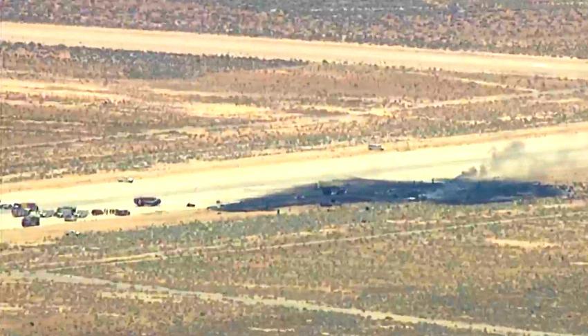 B-52 on test flight plunged at nearly a mile a minute before crashing ...